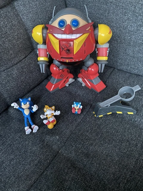 SONIC THE HEDGEHOG Giant Eggman Robot Battle And Sonic Figures £16.32 ...
