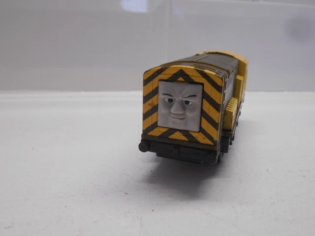 TOMY TRACKMASTER THOMAS the tank engine battery train bert £20.00 ...