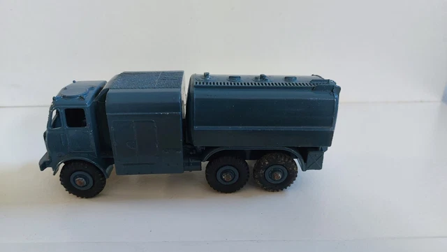 DINKY SUPERTOYS, 642, boxed. RAF Pressure Refueller, in excellent ...