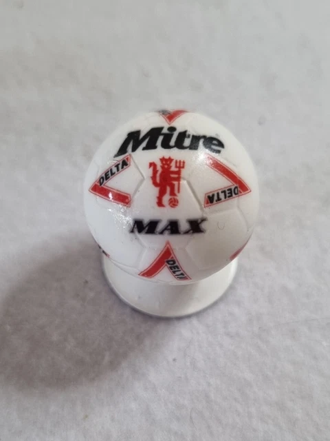 SUBBUTEO 22MM RETRO 90s Mitre Delta Manchester United Red Devil Crest ...