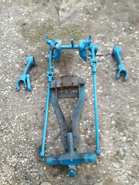 FORDSON DEXTA TRACTOR Pick Up Hitch £200.00 - PicClick UK