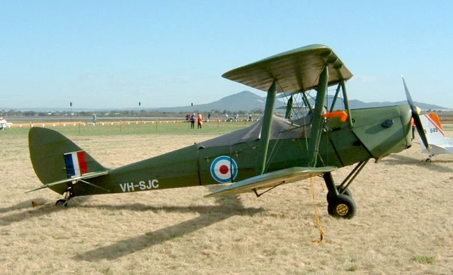 DE HAVILLAND D.H. 82 TIGER MOTH (Spannweite 1790 mm). Modellbauplan EUR ...