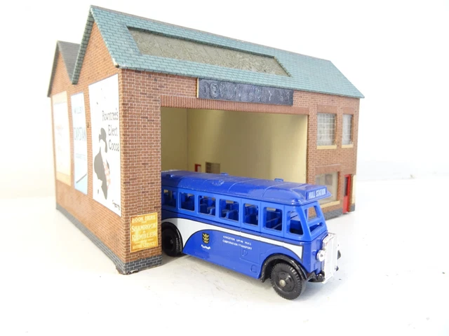 OO GAUGE SCRATCHBUILT Bus Depot And Bus (Nice Item) £9.50 - PicClick UK