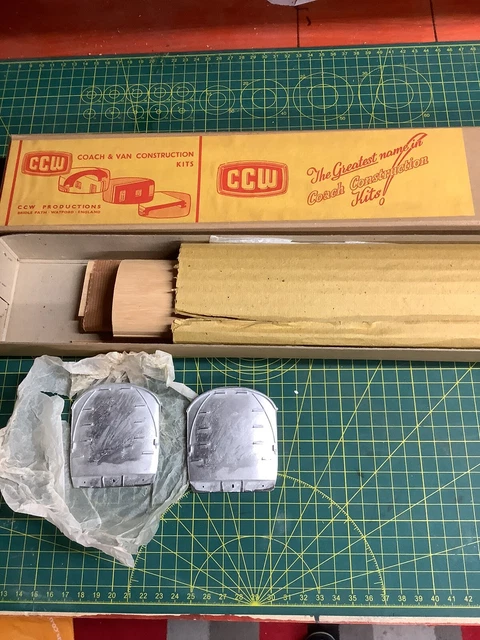 O GAUGE 7MM Vintage CCW Coach Body KIT GWR Brake Corridor P109 £29.99 ...