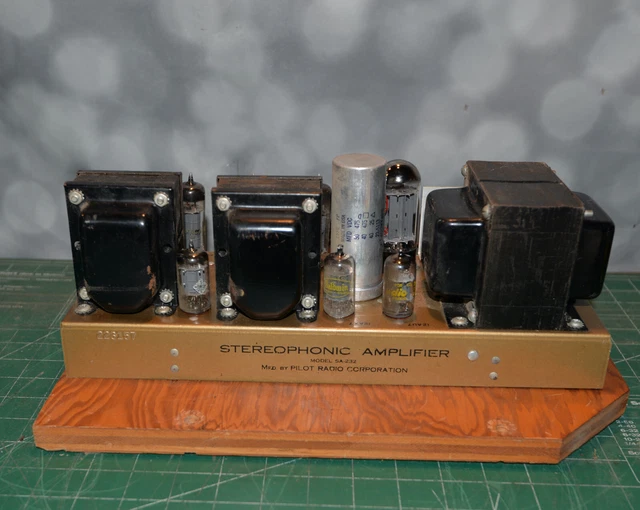 VINTAGE 1950S PILOT RADIO Stereo Tube Amplifier Model SA-232, Quad 6BQ5 ...