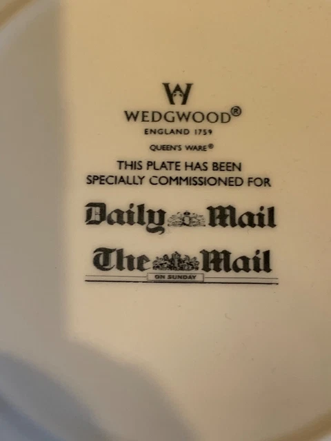 WEDGEWOOD QUEEN ELIZABETH II Commemorative Daily Mail Plate (1952 ...