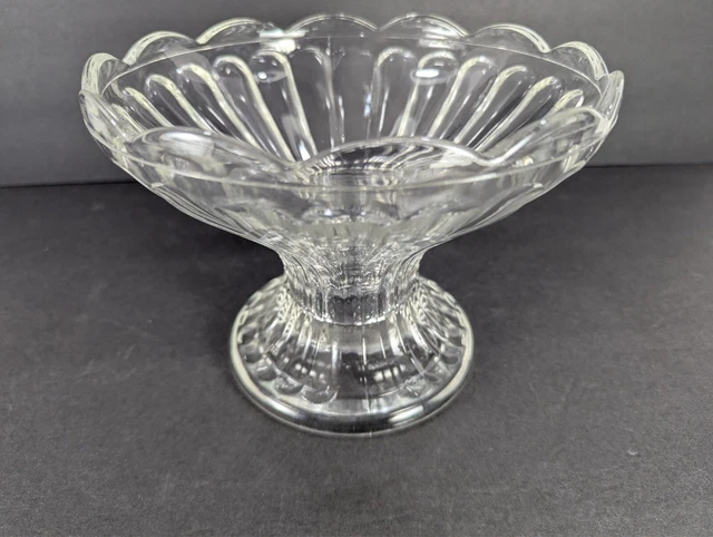 VINTAGE CLEAR GLASS Fluted Pedestal Compote with Scalloped Rim Edge £17 ...