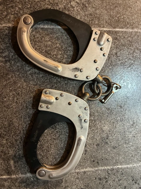 MENOTTE RIVOLIER POLICE EUR 70,00 - PicClick FR