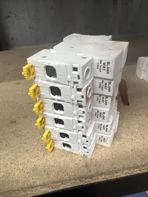 FUSEBOX ADRB BLANK Module Single DIN Rail Box of 12 £5.45 - PicClick UK
