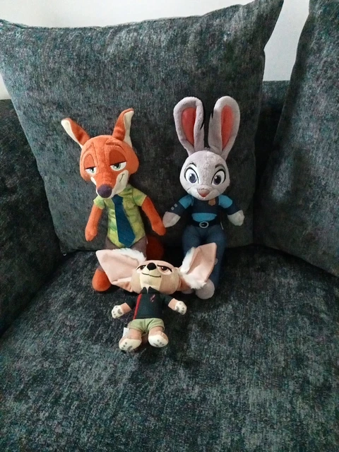 DISNEY PIXAR ZOOTROPOLIS TALKING Nick Wilde Fox + Judy Hopps Bunny + Finnick EUR 14,91 - PicClick IT