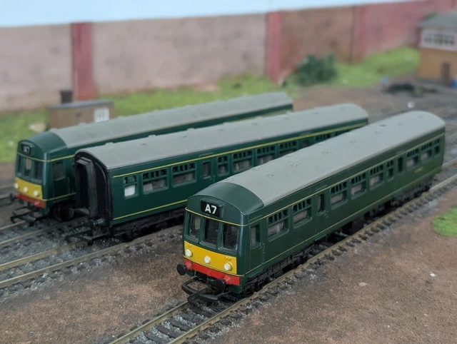 HORNBY 3 CAR Railcar Set In BR Green R344 OO Gauge £55.00 - PicClick UK