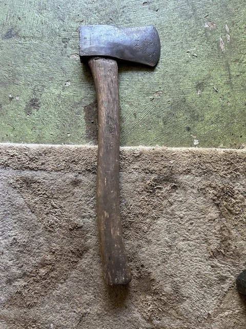BRADES CRITERION 378 No.2 Hunters Belt Hatchet or Hand Axe c1920s. $90. ...