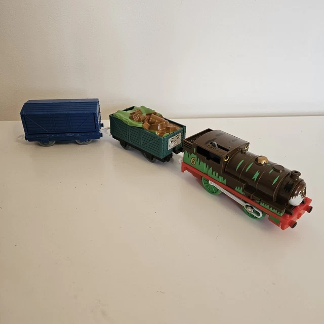 TOMY TRACKMASTER THOMAS the tank engine train chocolate percy & trucks ...