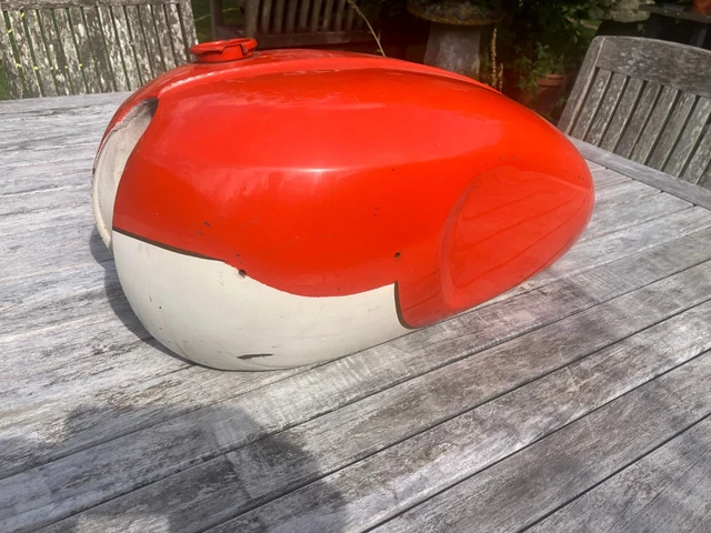 TRIUMPH 650 T120 UK Bonnie petrol tank NOS New Old Stock Grenadier Red ...