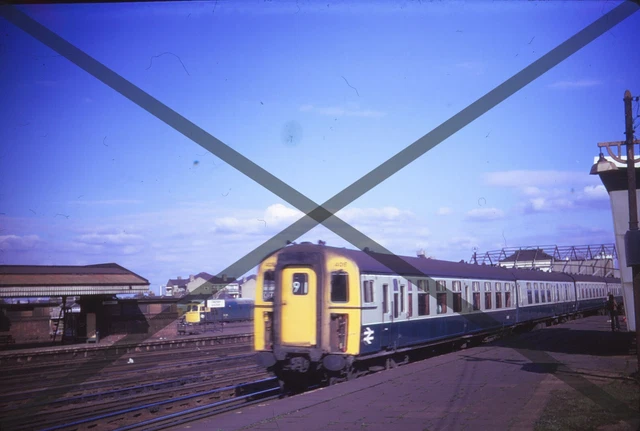 RAILWAY LOCOMOTIVE 35MM Slide – Class 438 Emu At Clapham Junction 1974 ...