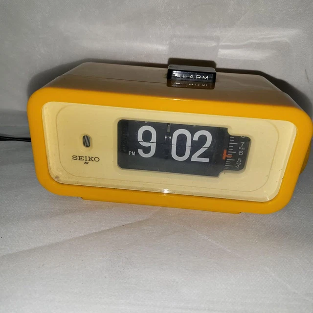 1970'S VINTAGE SEIKO FLIP Digital Alarm Clock DP666T 50Hz 60Hz JAPAN ...