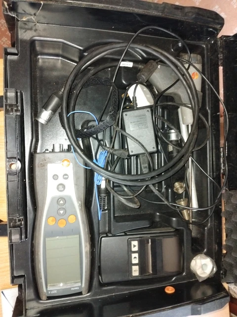 TESTO 327-1 FLUE Gas Analyser Kit With Charger Inc Vat (10) £125.48 ...