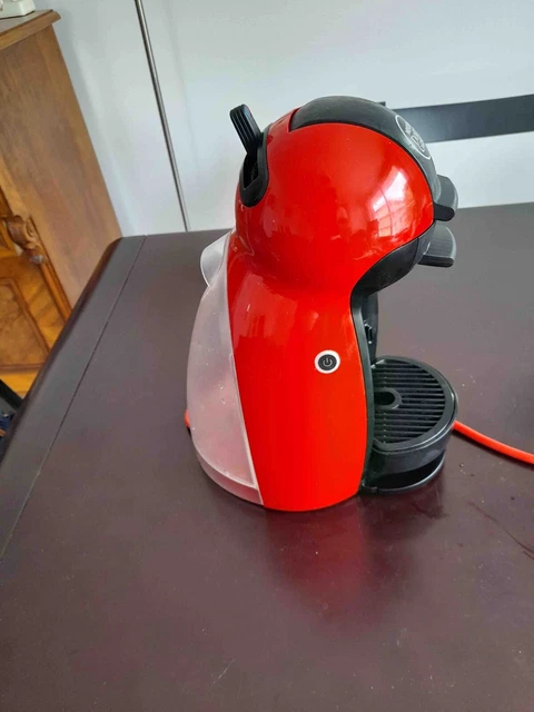 MACHINE À CAFÉ Dolce Gusto Krups, couleur rouge comme neuf + 1 boite 16 ...