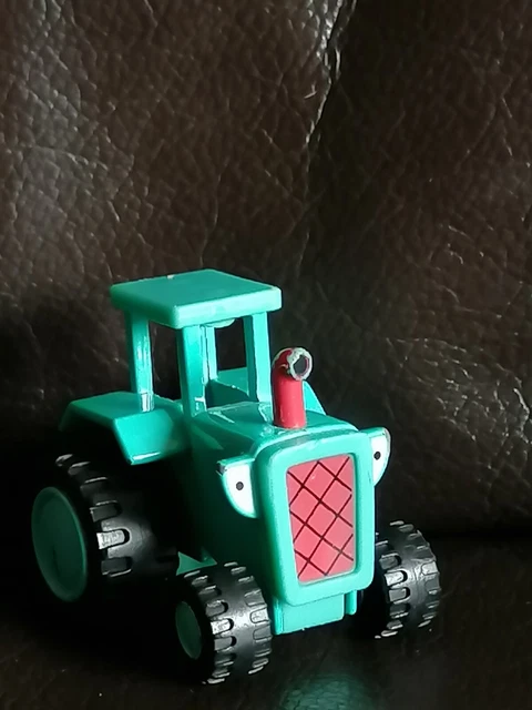 VINTAGE 2006 ? Bob the Builder Vehicle Travis the Tractor £4.99 ...