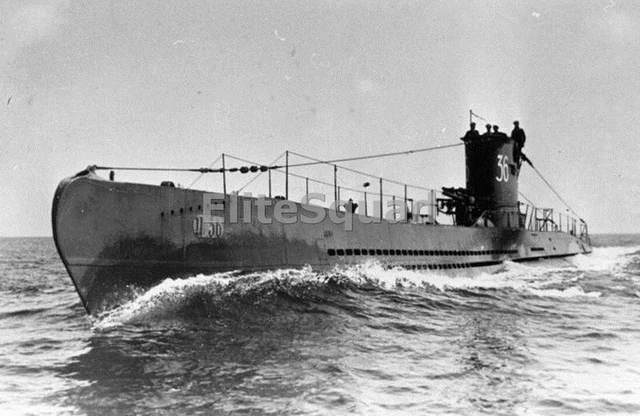 WW2 PICTURE PHOTO German Kriegsmarine Type VIIA U-boat submarine U-36 ...