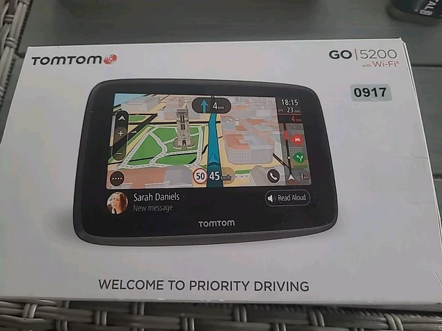 TOMTOM GO 5200 Sat Nav Lifetime World Maps/Built-in-Sim/Traffic/Speed ...