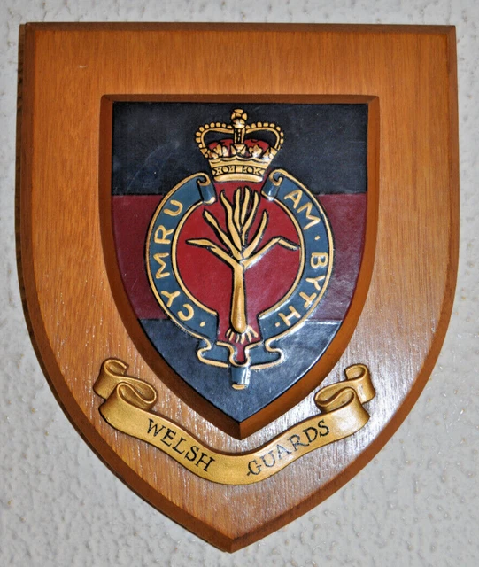 WELSH GUARDS REGIMENTAL mess wall plaque crest shield British Army EUR ...