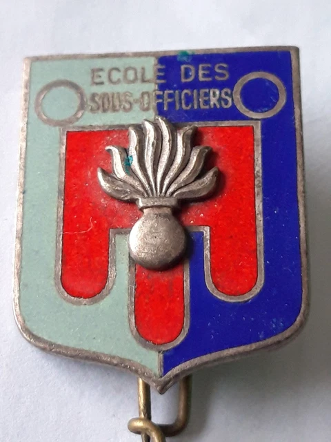 INSIGNE MILITAIRE ECOLE des sous-officiers du matériel Drago EUR 4,00 ...