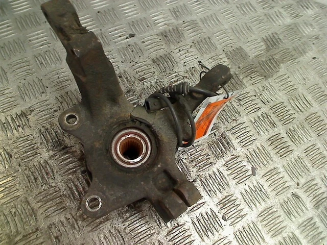 STUB AXLE RIGHT FRONT Dacia Logan Express (FS) Van 1.6 (K7M-710) 2011 ...