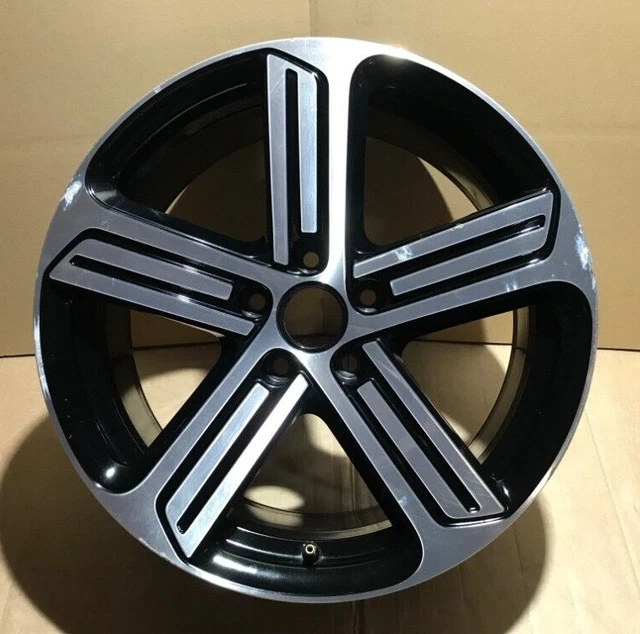 Vw Golf R Cadiz Alloy Wheel 5g0601025dq Genuine 7 5jx18h2 Et49 £70 00
