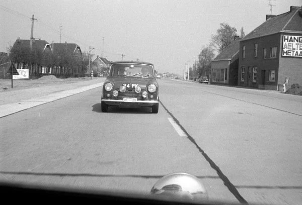 MINI COOPER 1963 Rally Car Motor Racing Old Photo 1 EUR 7,27 - PicClick FR