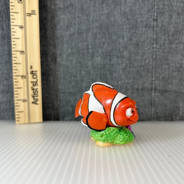 DISNEY PIXAR FINDING Nemo Clown Fish 2" Inch Plastic Figure Figurine ...
