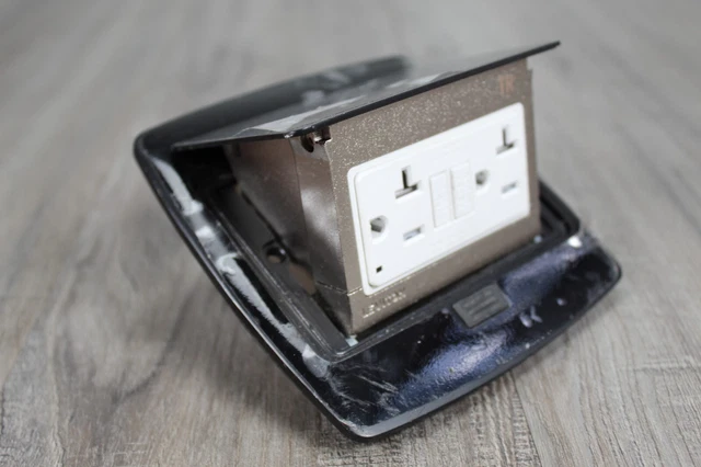 BACK LEVITON PFGF2 Pop-Up Floor outlet with 20 Amp Self-Test GFCI £18. ...