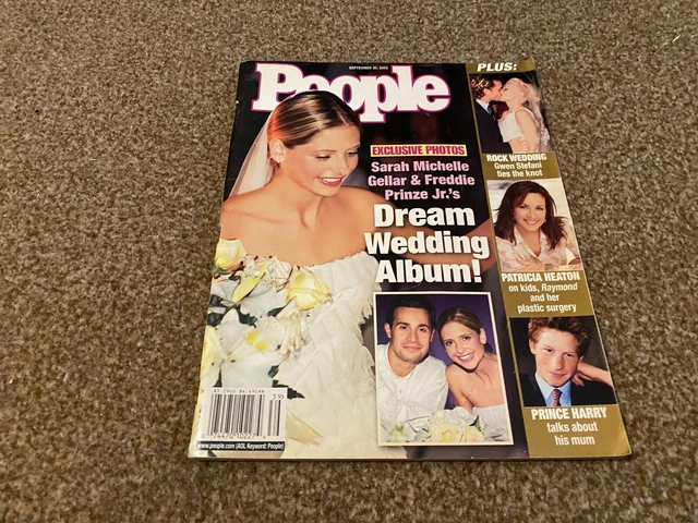PEOPLE MAGAZINE 30/9/2002 Sarah Michelle Gellar & Freddie Prinze Jr ...