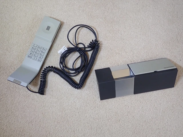 BANG & OLUFSEN BeoCom 1400 corded telephone handset and Wall holder £25 ...