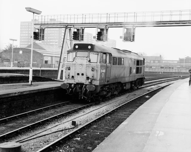 MB 79 RAILWAY Negative Large Format Class 31 403 At Hull 1986 £3.99 ...