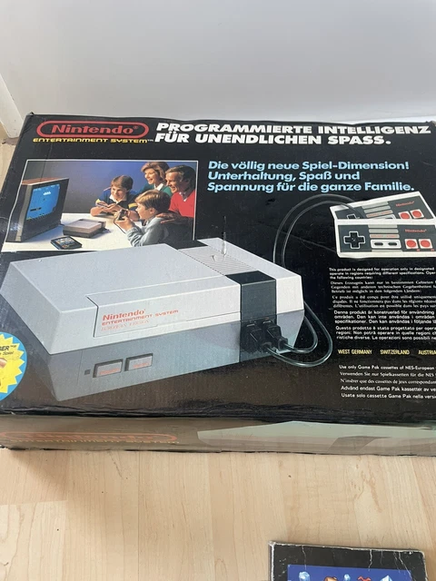 NES - NINTENDO NES Konsole mit Original Controller in OVP 1986 Ice ...