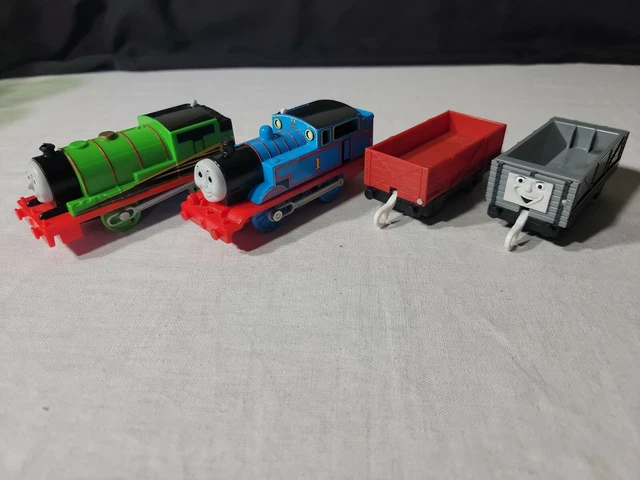RARE TRACKMASTER RACING Percy Engine, Thomas Engine Both Tested Work 2 ...