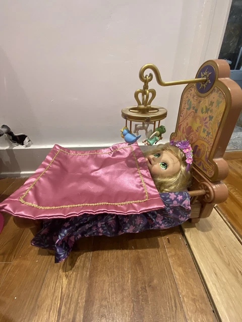 DISNEY ANIMATORS BABY Rapunzel Crib~Cot Disney Store Tangled with Doll ...