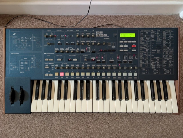 KORG MS2000 ANALOG modeling synthesizer, with Gator keyboard case ...