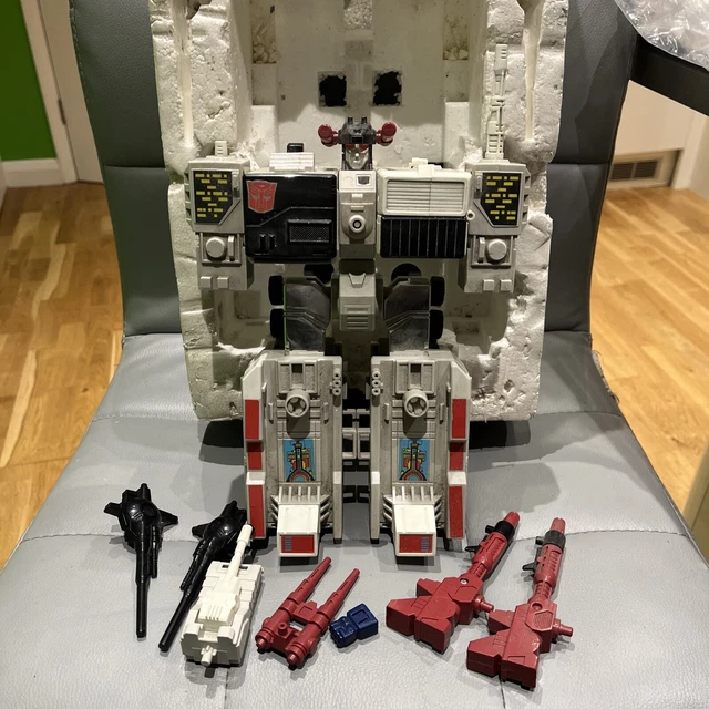 HASBRO TAKARA TRANSFORMERS G1 Metroplex Vintage 1985 With Accessories £ ...