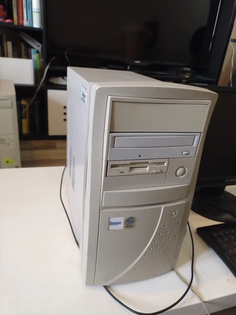PC VINTAGE LINEANE Intel Celeron Windows Millenium 1999 EUR 30,00 ...