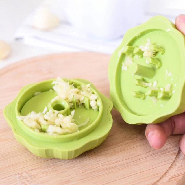 CRUSHER HOUSEHOLD GARLIC-SHAPED Press Kitchen Rapid Chopper Tool £11.88 ...