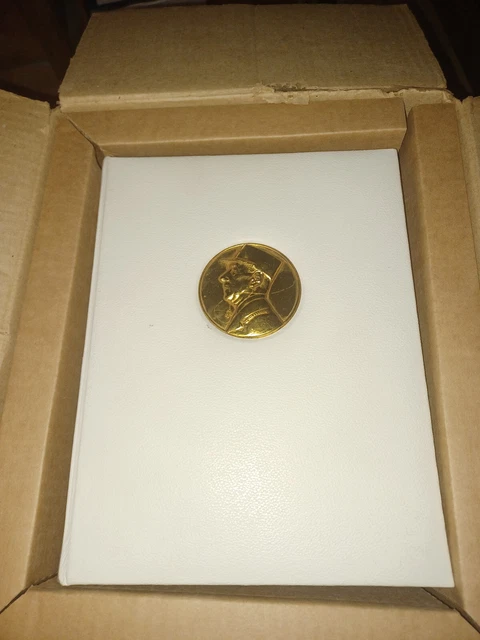 LIVRES DE LUXE GENERAL DE GAULLE RARE ENCORE EMBALLES CUIR BLANC AVEC ...