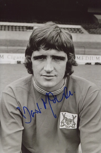 IAN STOREY-MOORE 14, signed 12 x 8 Nottingham Forest picture £7.99 ...