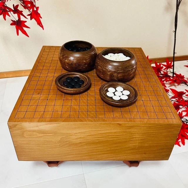 JEU GO-BOARD GOBAN IGO avec jambes 45 × 42 × 27,5 Rare du Japon bon ...