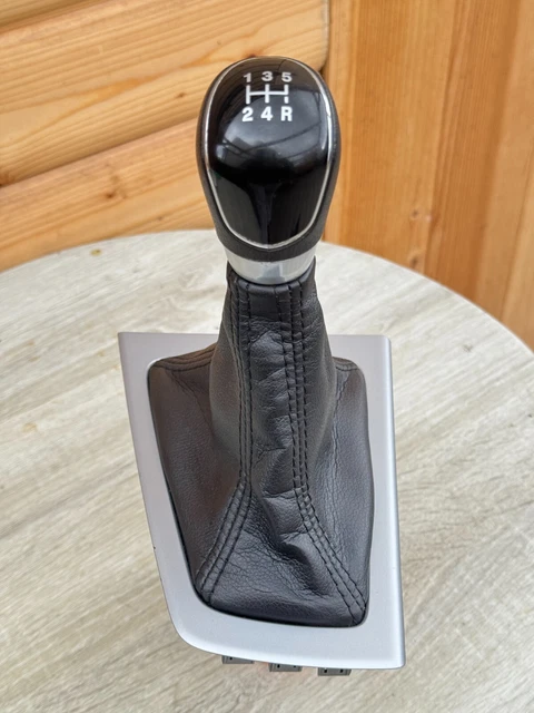 FORD FOCUS MK3 6 Speed Gear Selector Stick Surround Knob Gator ...