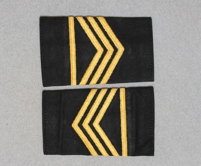 SLIP-ON RANK 041: U.S. Army ROTC Cadet Staff Sergeant - large on black ...