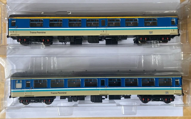 BACHMANN 39-000N MK2 Twin pack Trans-Pennine Ltd Edition Coach Pack £ ...
