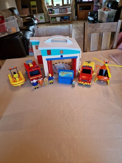 FIREMAN SAM FIRE Station, Vehicles & Figures Bundle £30.00 - PicClick UK
