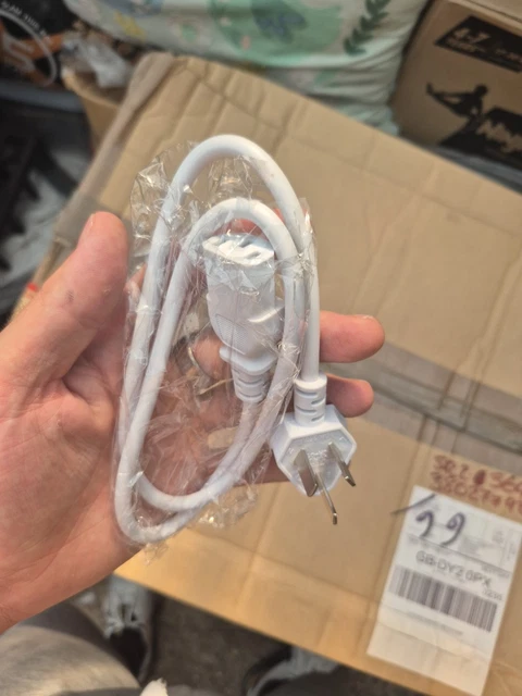 MAINS POWER UK 3-Pin Plug C5 IEC Clover Leaf Cable 1m £5.43 - PicClick UK